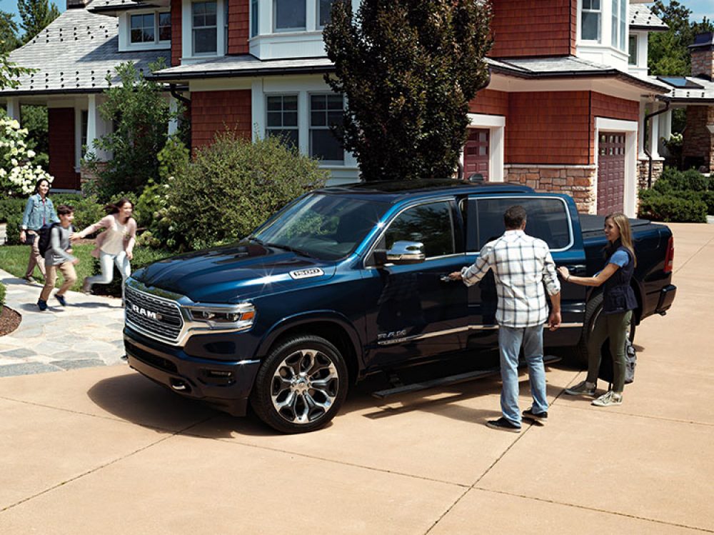 Ram 1500 | Airbags, 360° Surround View Camera & More