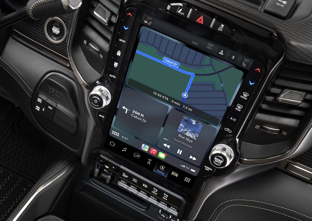 2023 Ram Chassis Cab Technology | Wireless Charging & More