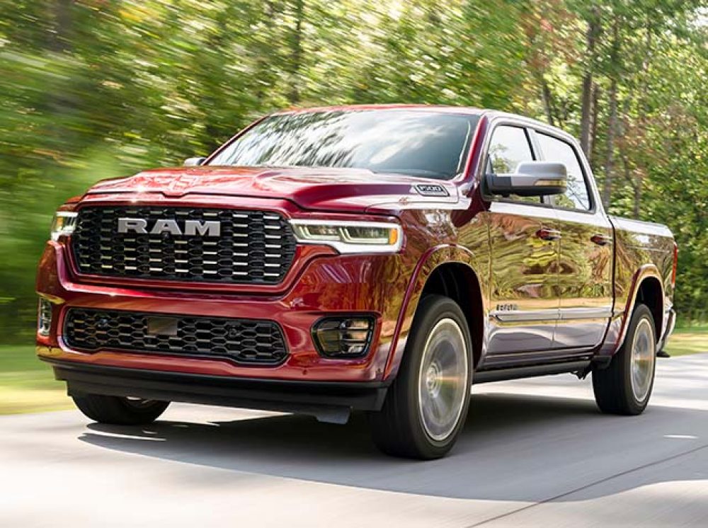 Nový rok 2025 Ram 1500 | Zastřižení wolframu, bezdrátové nabíjení a další